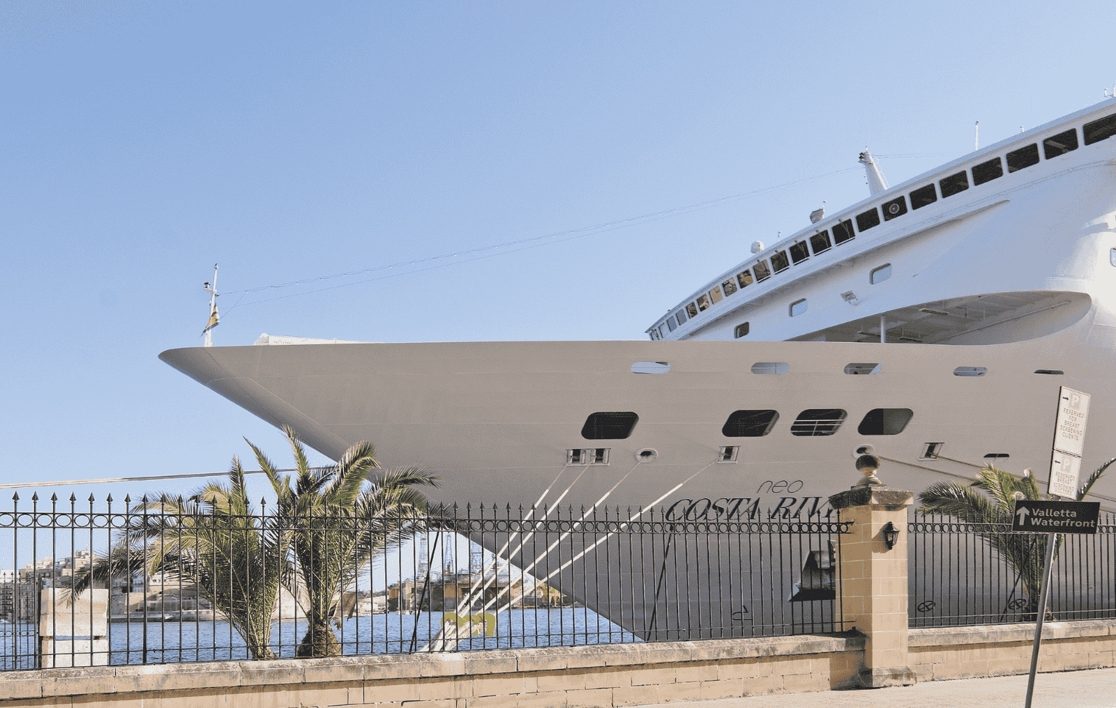 Costa Cruceros Barcelona: Guía Completa para tu Viaje 2025
